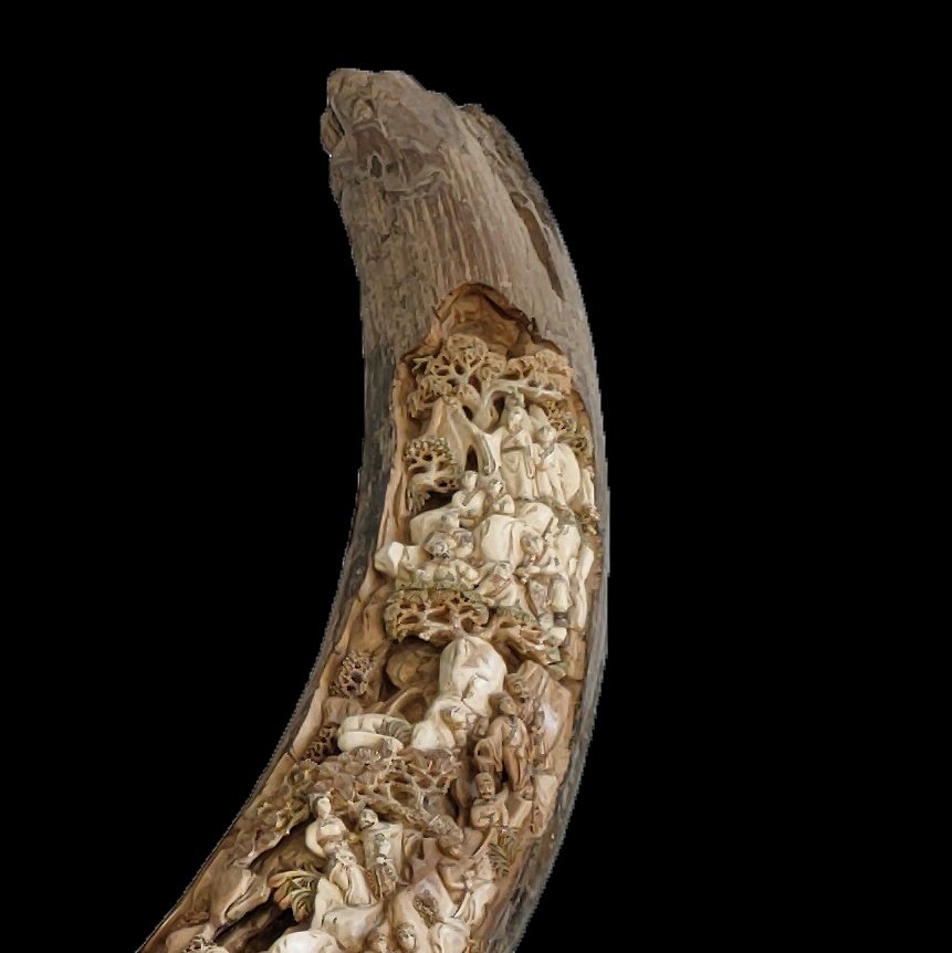 Collection of mammoth ivory sculptures - TresOrient